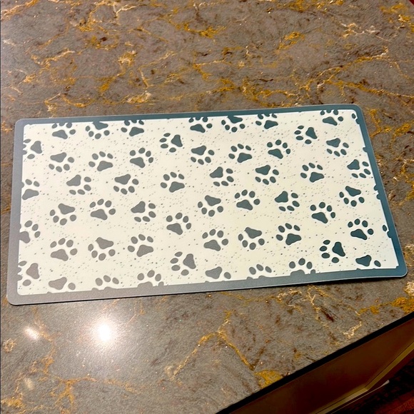 Dog | Paw Print Mat | Poshmark